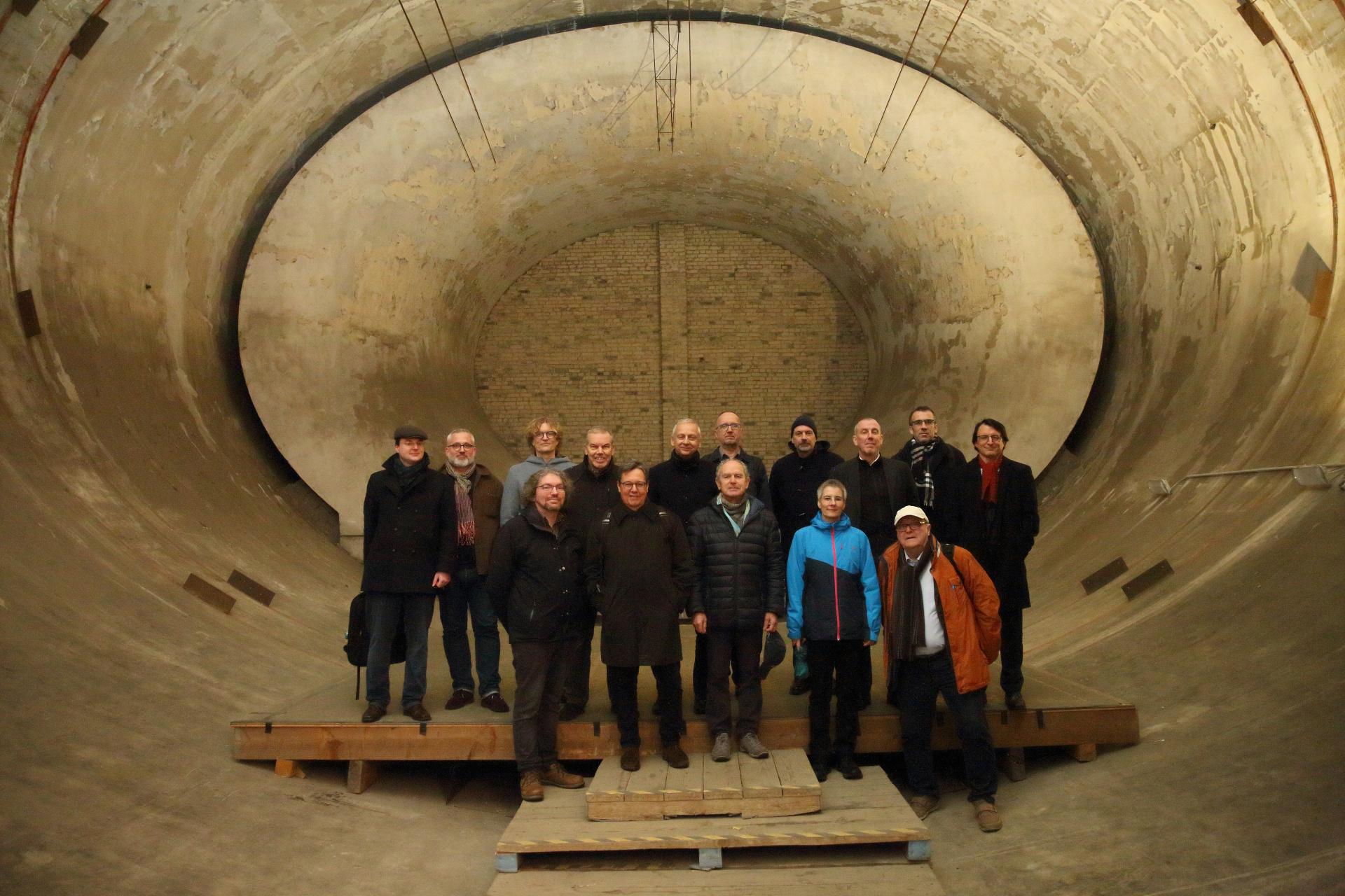 Geschichtsprojekte für das DLR - Neumann & Kamp Historische Projekte